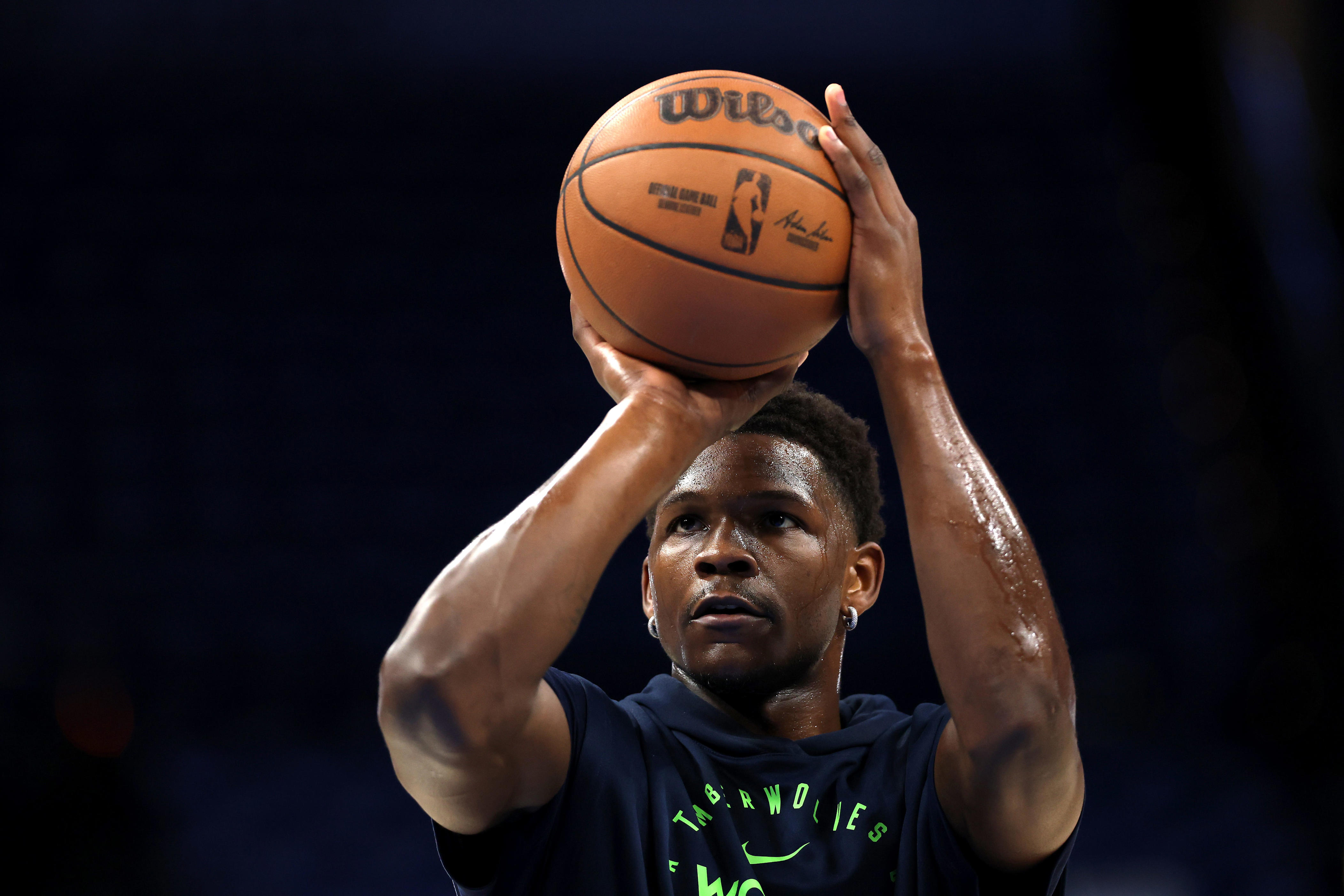 Anthony Edwards out two weeks with hamstring injury