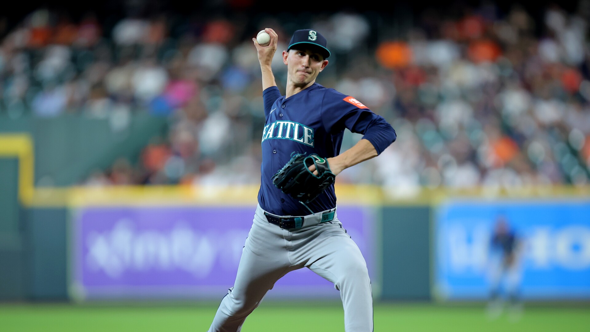 George Kirby returns to the mound but struggles in Mariners’ loss to Astros