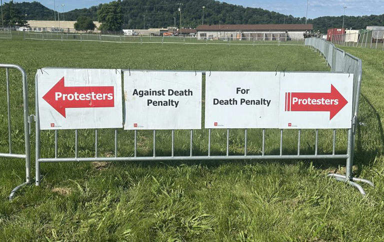 ‘Brings no justice’: Group protests Tennessee’s first execution in 5 years