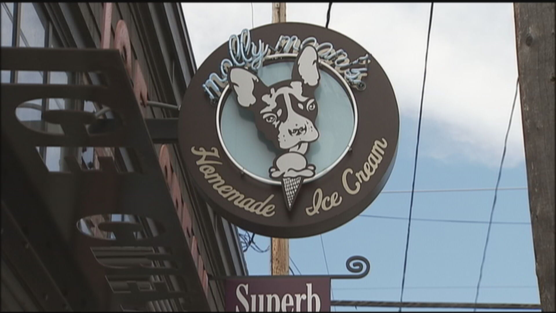 Molly Moon’s opens Seattle waterfront shop