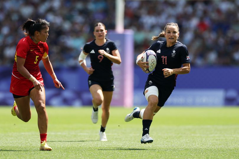 Tonight's rugby news as Welsh rugby in mourning and Wales players see ...