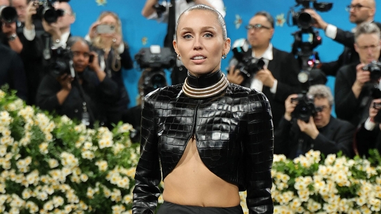Miley Cyrus reveals ICU scare after gritty Walk of Fame shoot: ‘Leg ...