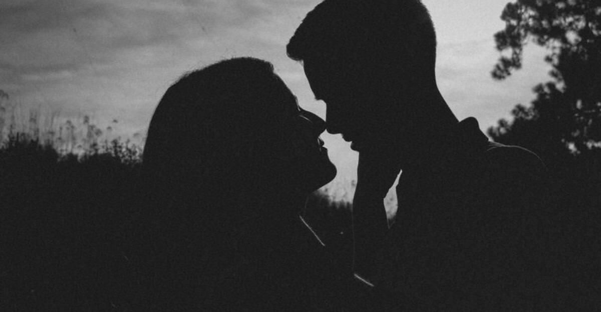 The best zodiac duos for a chaotic yet iconic love story