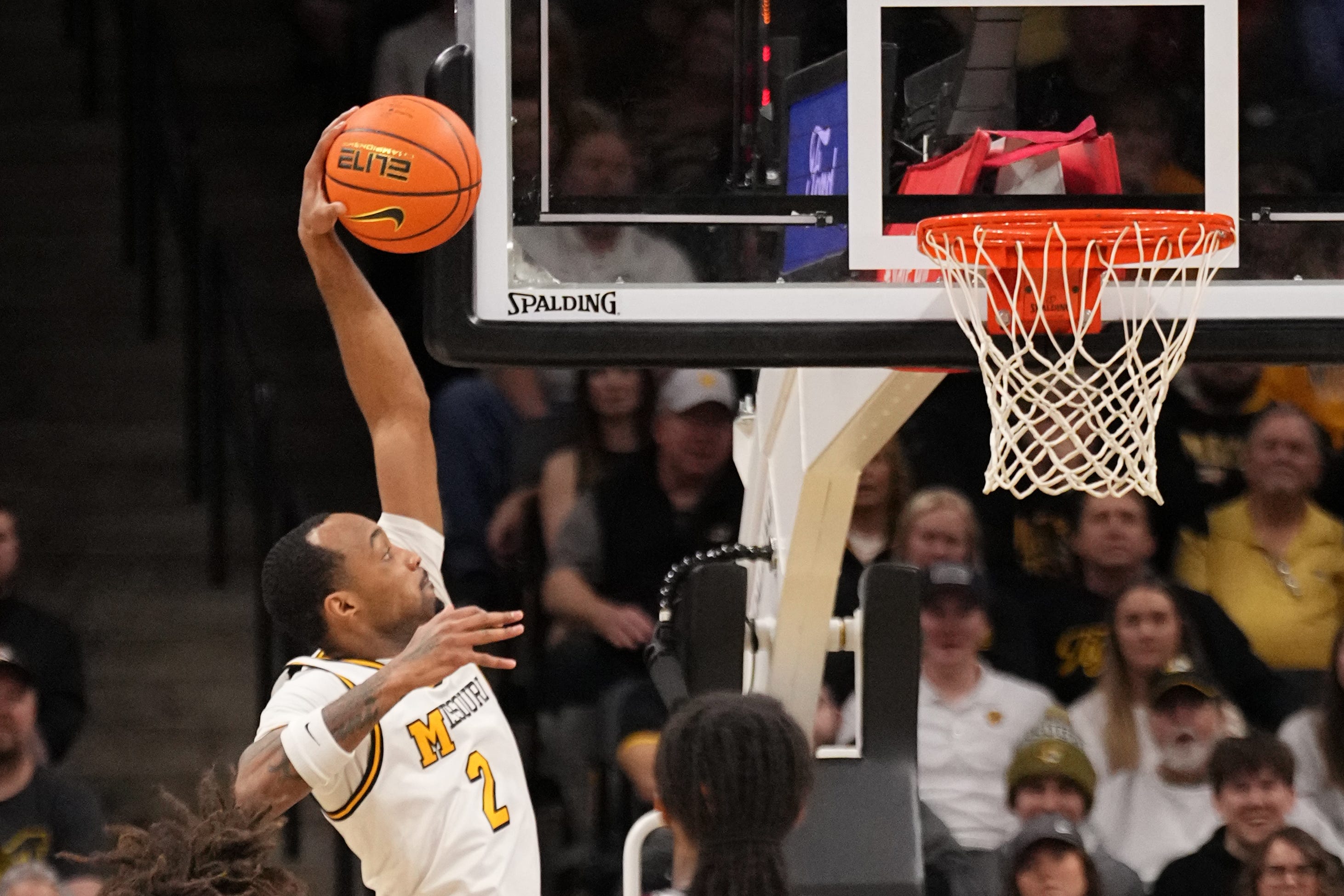 Missouri basketball alum Tamar Bates scores 14 for Nuggets in NBA ...