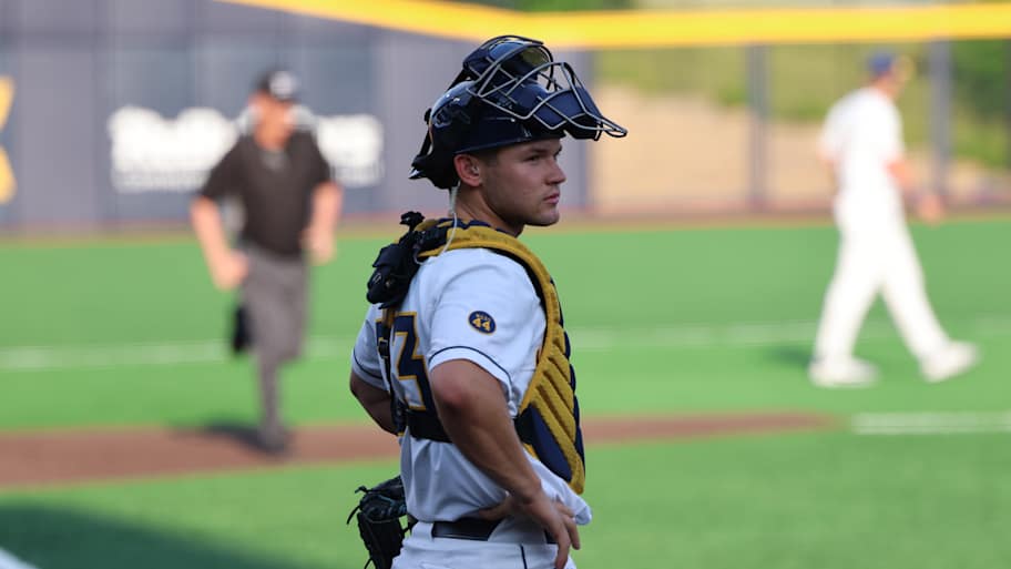 How to Watch & Listen to West Virginia vs. Arizona