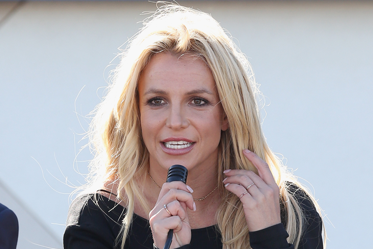 Britney Spears reportedly triggers police response after lighting a ...