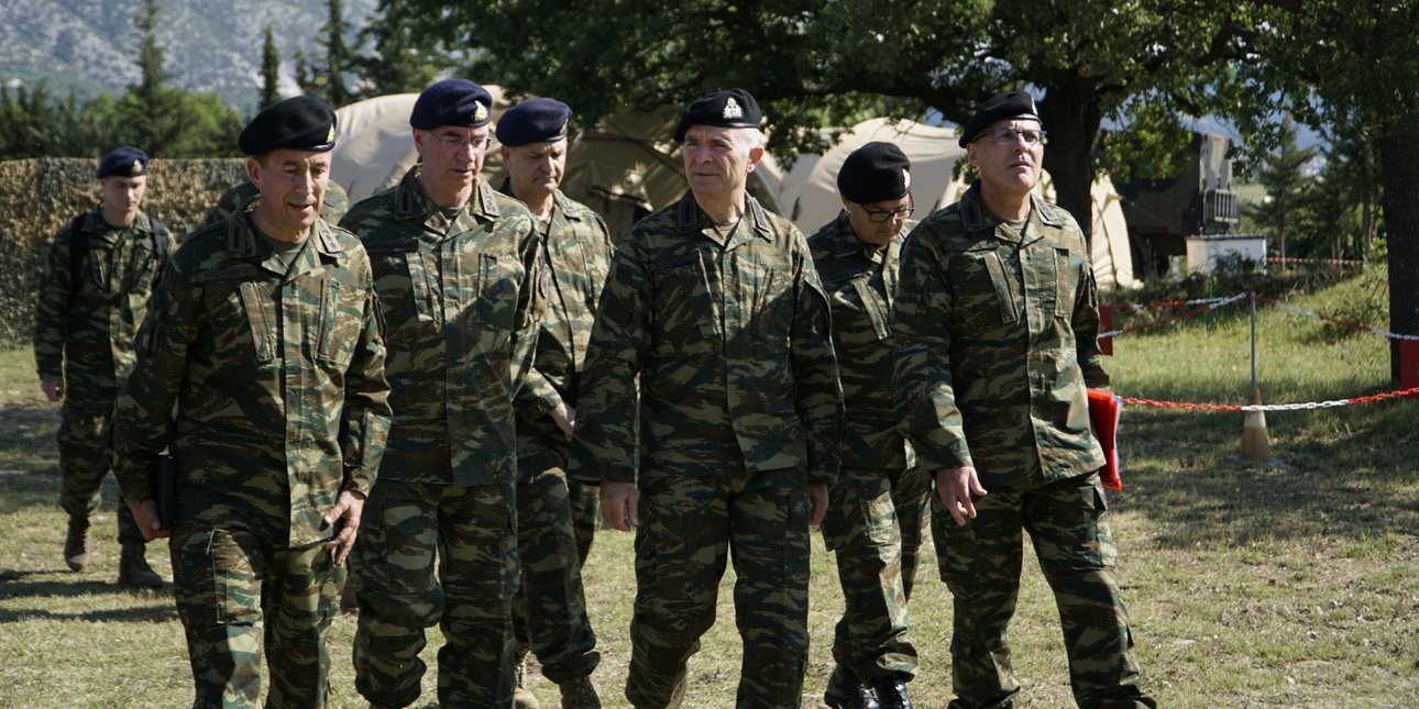Επίσκεψη Αρχηγού ΓΕΣ Γ. Κωστίδη στην Περιοχή Ευθύνης του Γ΄ και Δ ...