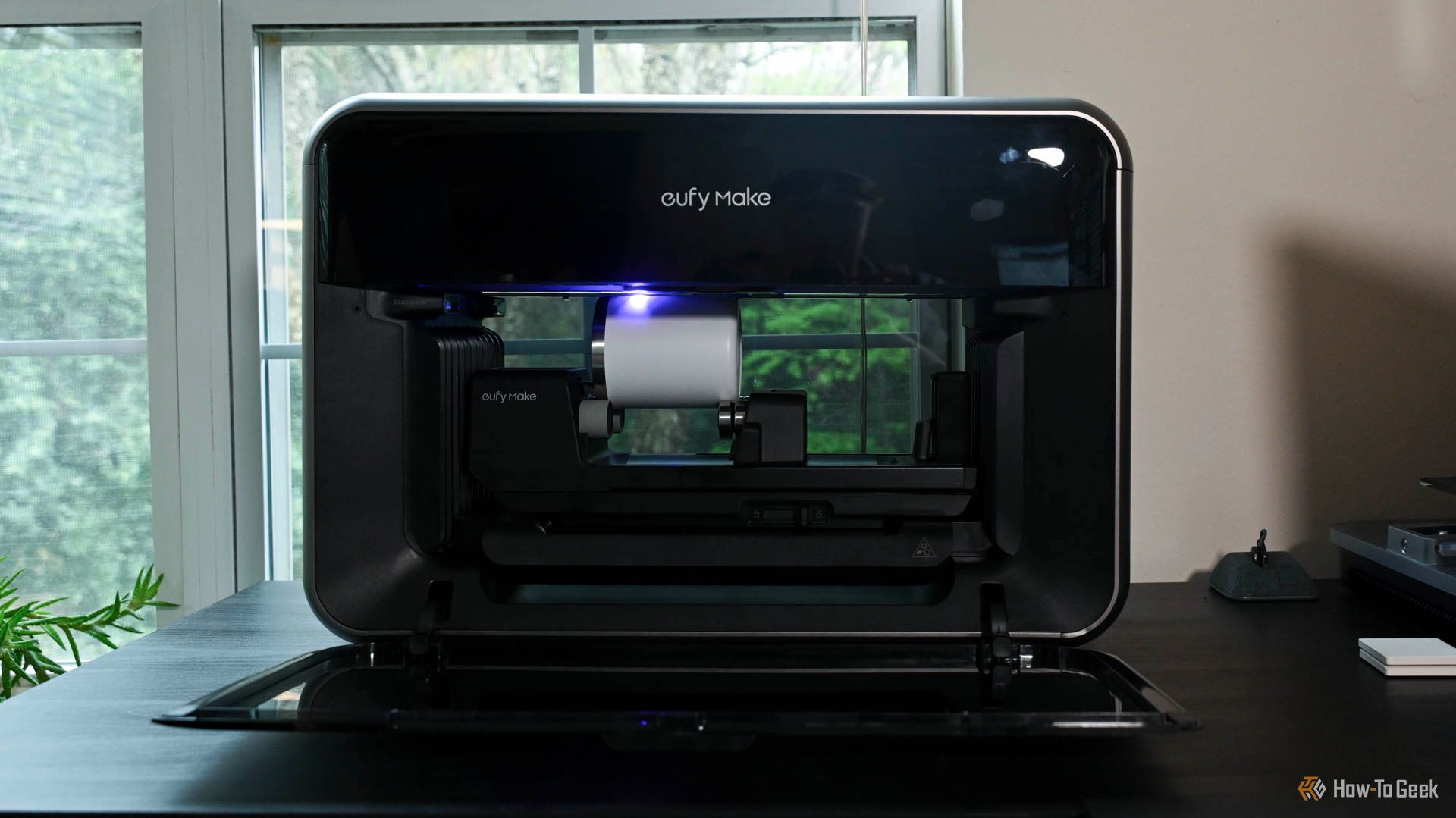 eufyMake E1 UV Printer Review: Immense Potential, But Unrefined