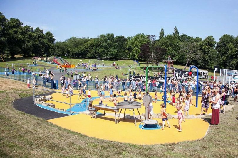 Splash pad and paddling pool opening times around Birmingham for summer ...
