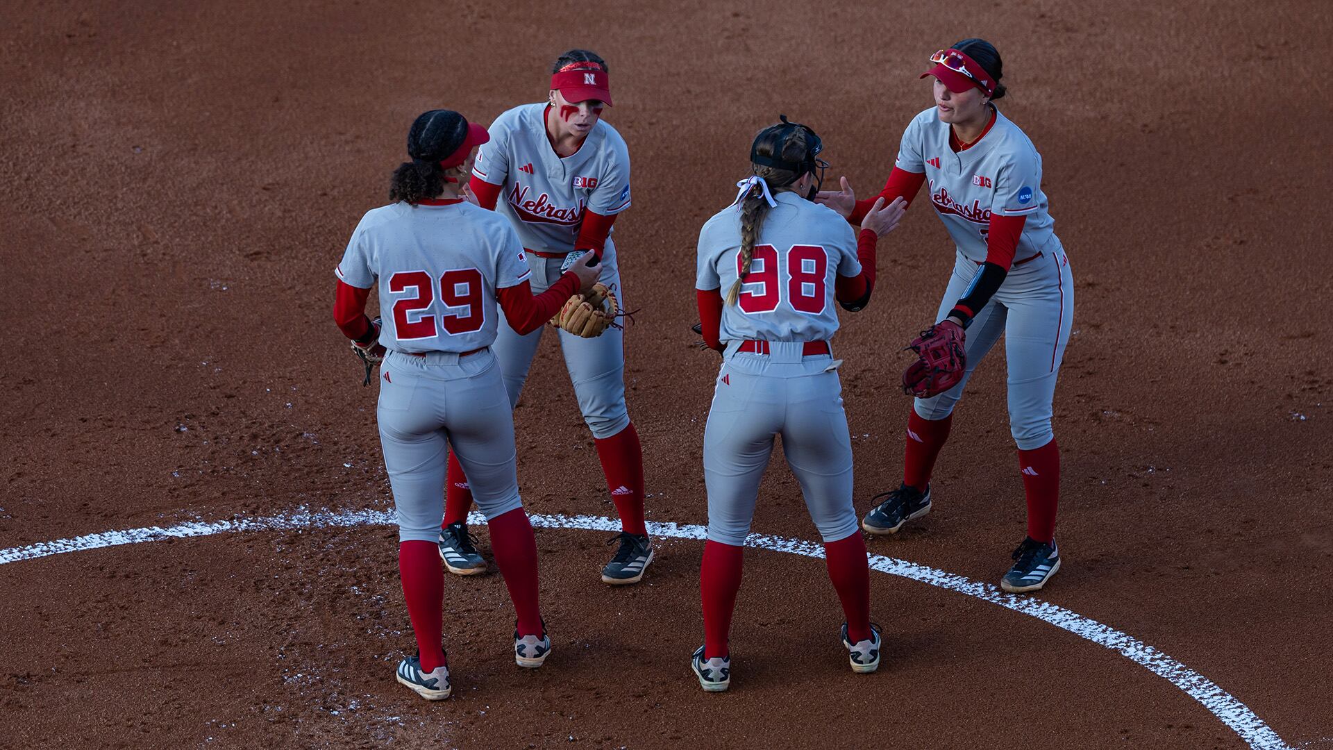Nebraska softball defeats Tennessee, moves within one win of Women’s ...