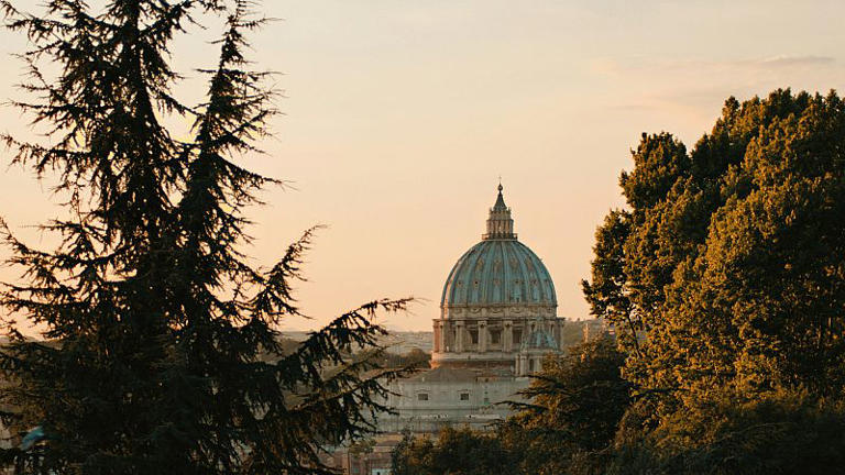 Walk this epic pilgrimage route around Rome to visit its seven most ...