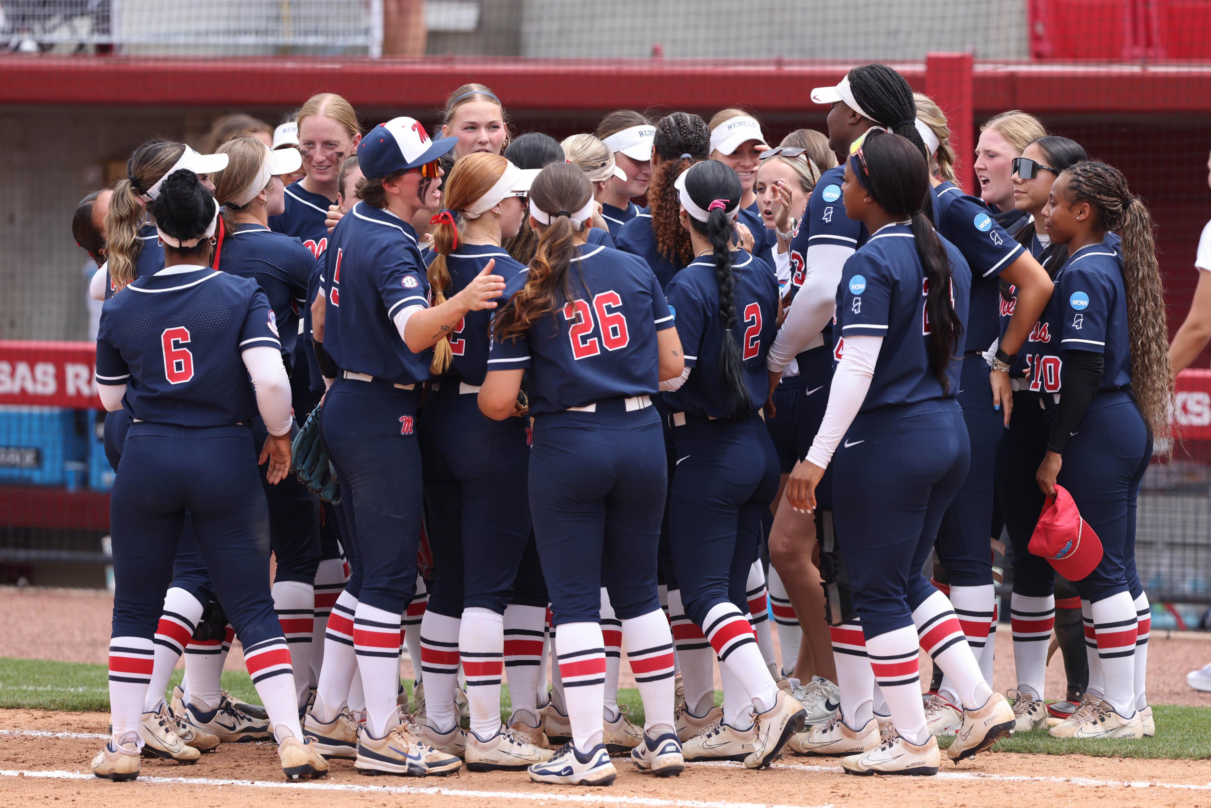 Ole Miss softball vs Arkansas highlights: Razorbacks force Game 3 in ...