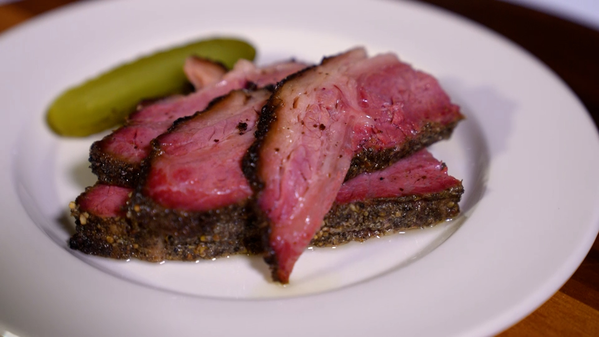 Linny's serves up deli-inspired steakhouse food