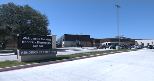 Kendrick Elementary Teachers & Staff Move Into New School