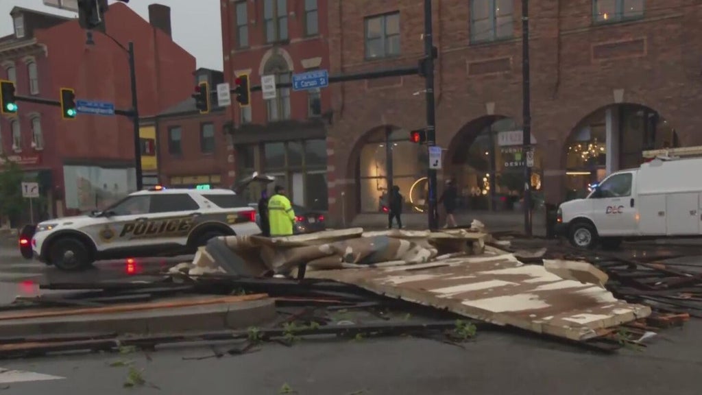 Pittsburgh business reopens after storms tear roof off building