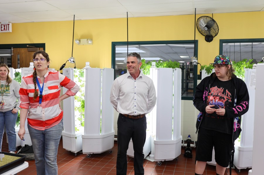 Rep. Tony Wied gets hands-on with Wisconsin high school lunch program