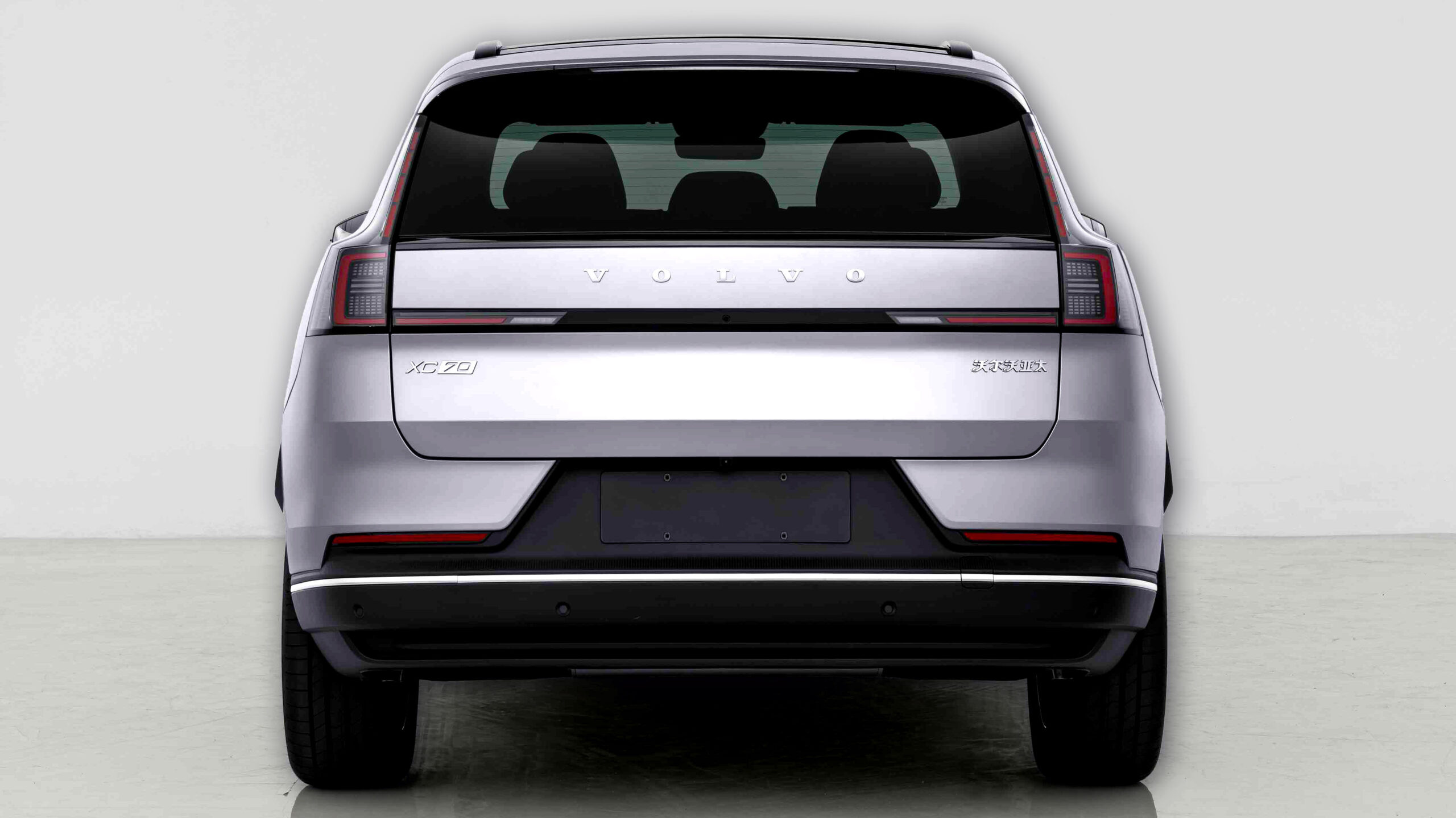 Volvo’s Reborn XC70 Is For The EV Skeptics