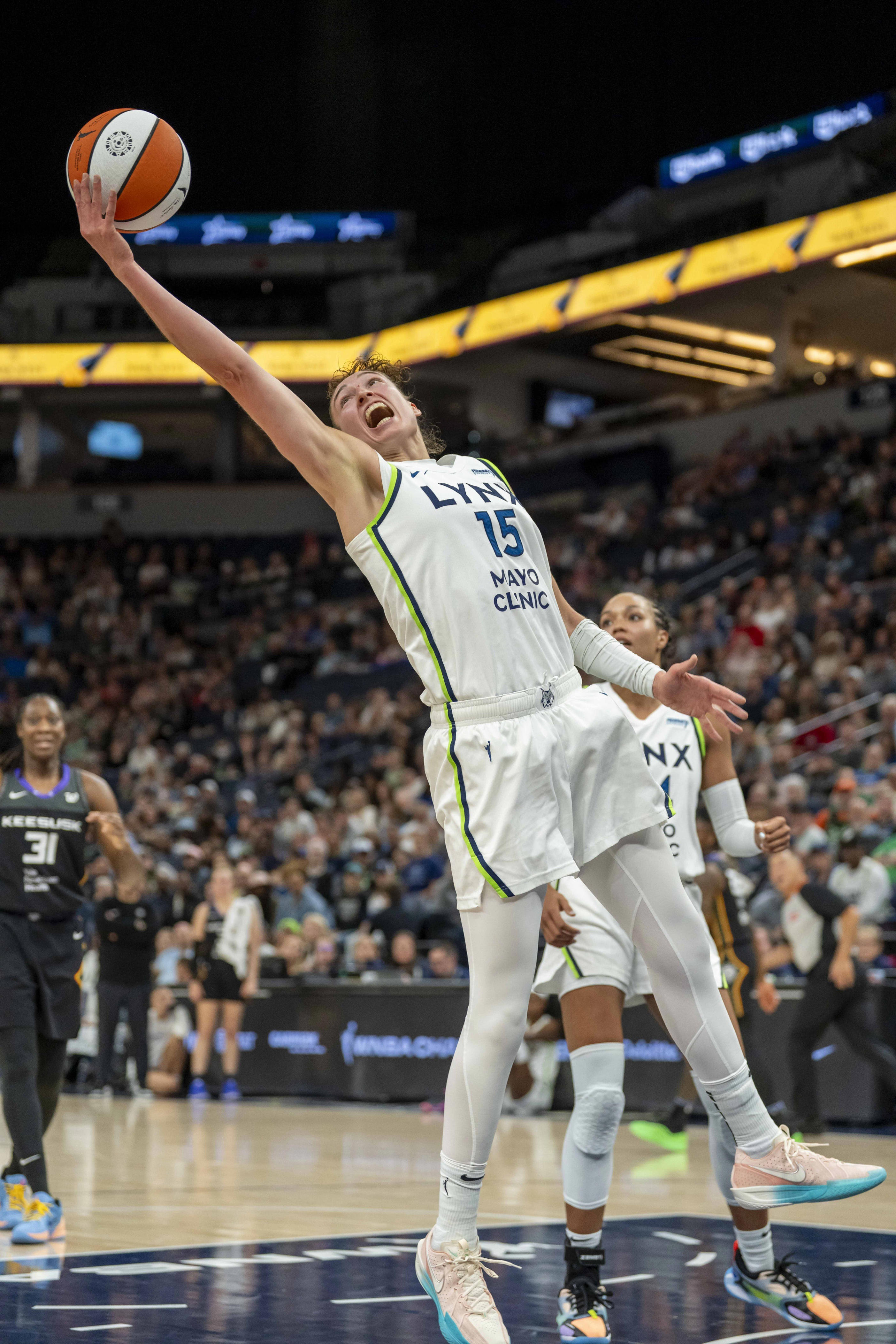 LOOK: Cameron Brink poses before game vs. Valkyries and other pictures ...