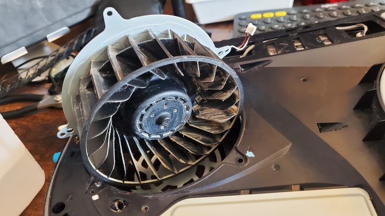 Replacing the PS5's cooling fan isn't as scary as it sounds