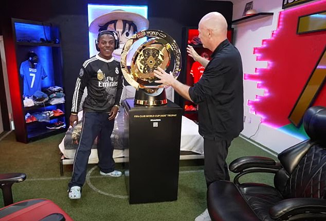 Bizarre moment FIFA president Gianni Infantino appears on IShowSpeed ...