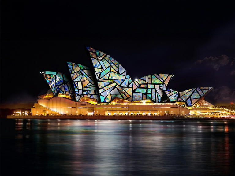 Vivid Sydney 2025: Light Walks, Food, and Music Events Detailed