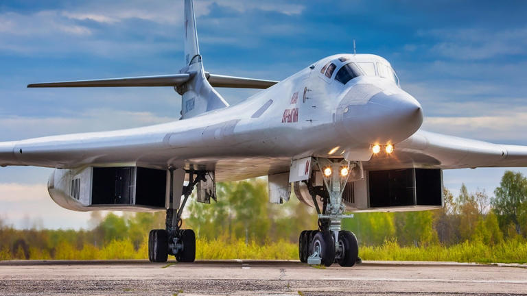 Russia’s Mach-2 Tu-160 ‘Blackjack’ Supersonic Bomber Comes Down to 3 Words