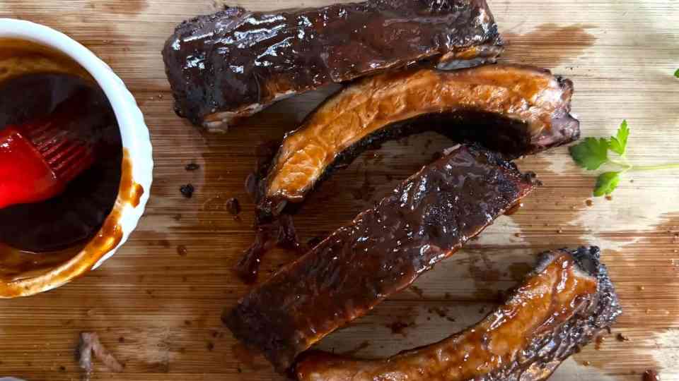 Easy Baked Barbecue Baby Back Ribs