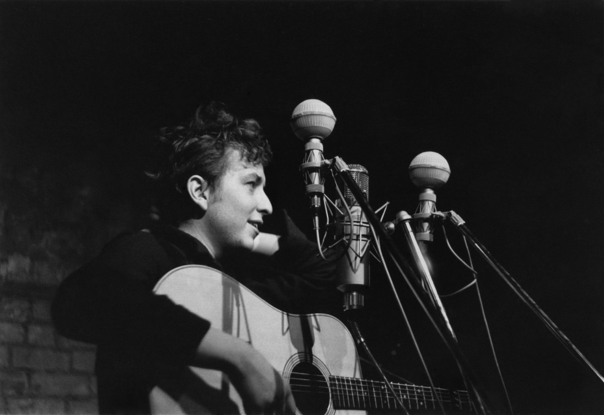 Man behind the myth: intriguing facts about Bob Dylan