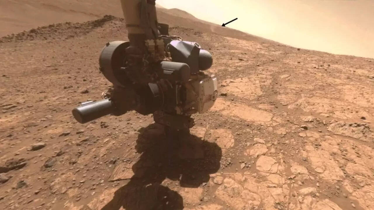 NASA’s Perseverance rover captures dust devil in stunning Martian ...