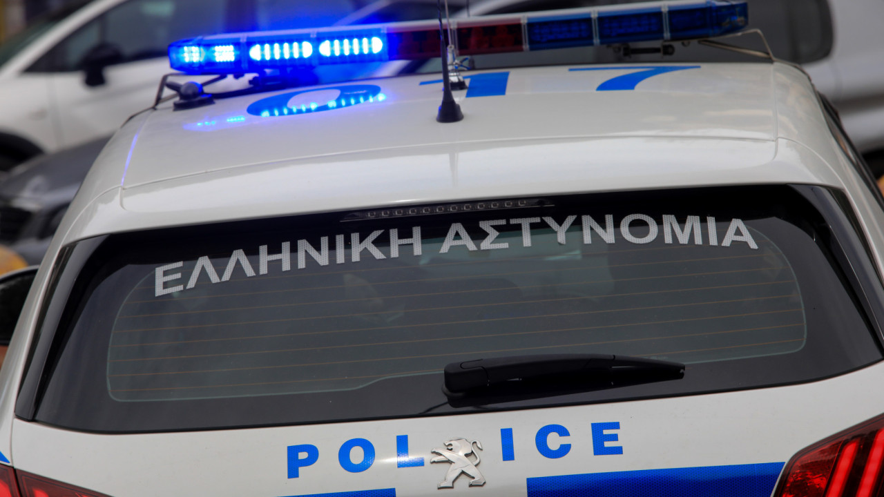 Συνελήφθη γνωστός τράπερ για απαγωγή γιου επιχειρηματία - Χειροπέδες σε ...