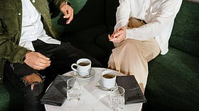 6 first date icebreakers that aren’t boring—and actually work