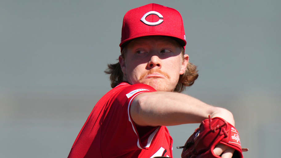 This Reds player looks like an All-Star lock but is anyone even paying ...