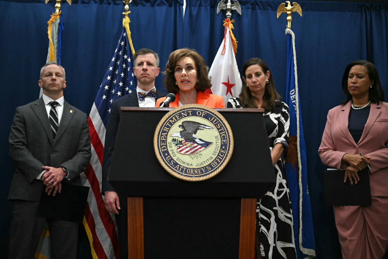 With D.C. Attack, ‘Judge Jeanine’ Pirro Faces First Test as Federal ...