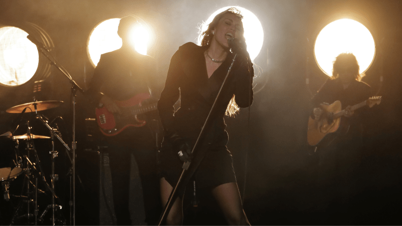 Miley Cyrus reveals filming music video on Walk of Fame gave her an ...