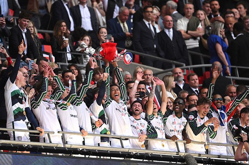 Sunderland complete first summer signing immediately after promotion ...