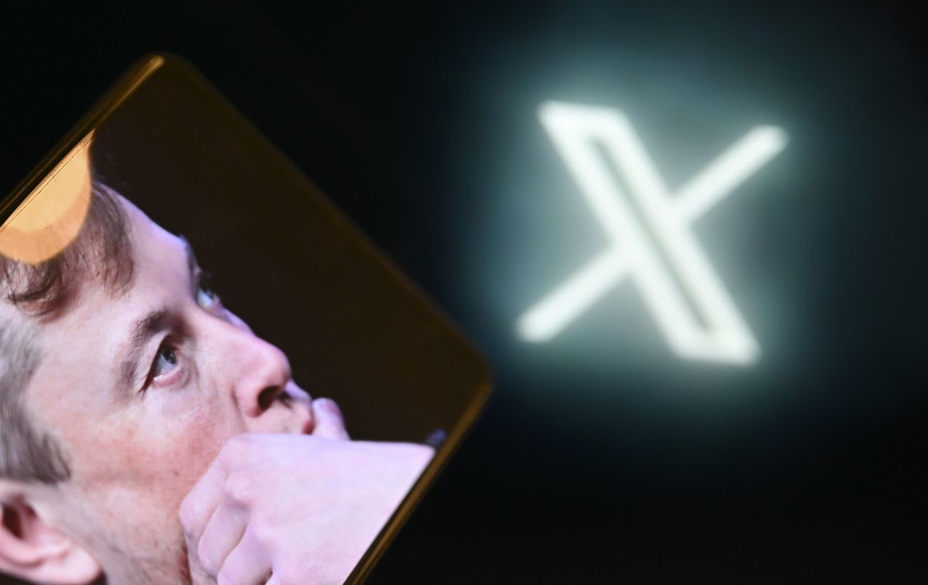 X crashes across Ukraine and the world: What we know so far