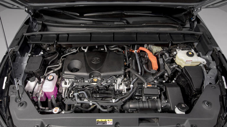 Volkswagen Atlas Vs. Toyota Highlander: Which Is Bigger? (And Other ...