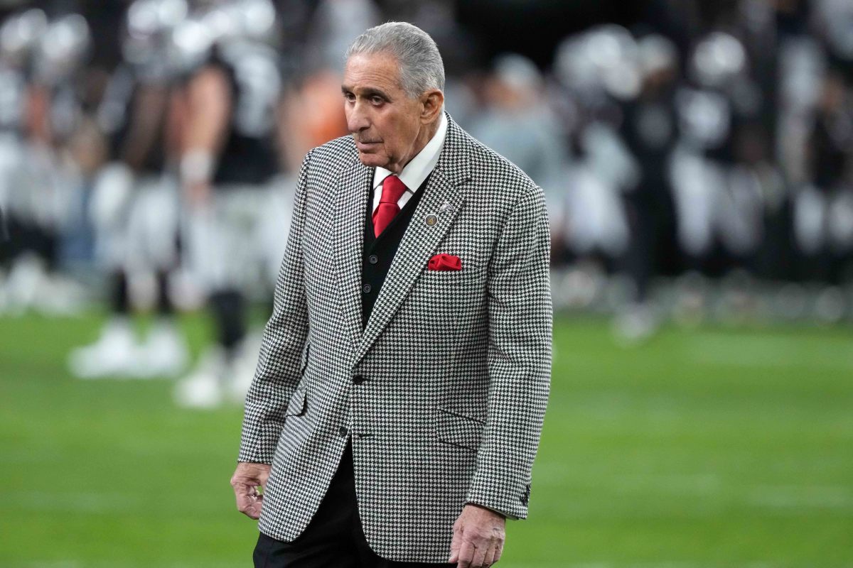 Atlanta Falcons Owner Arthur Blank Shares Deepest Respect And ...