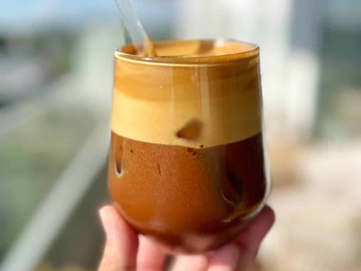 Easy Greek Frappé: The Ultimate Iced Coffee for Hot Summer Days