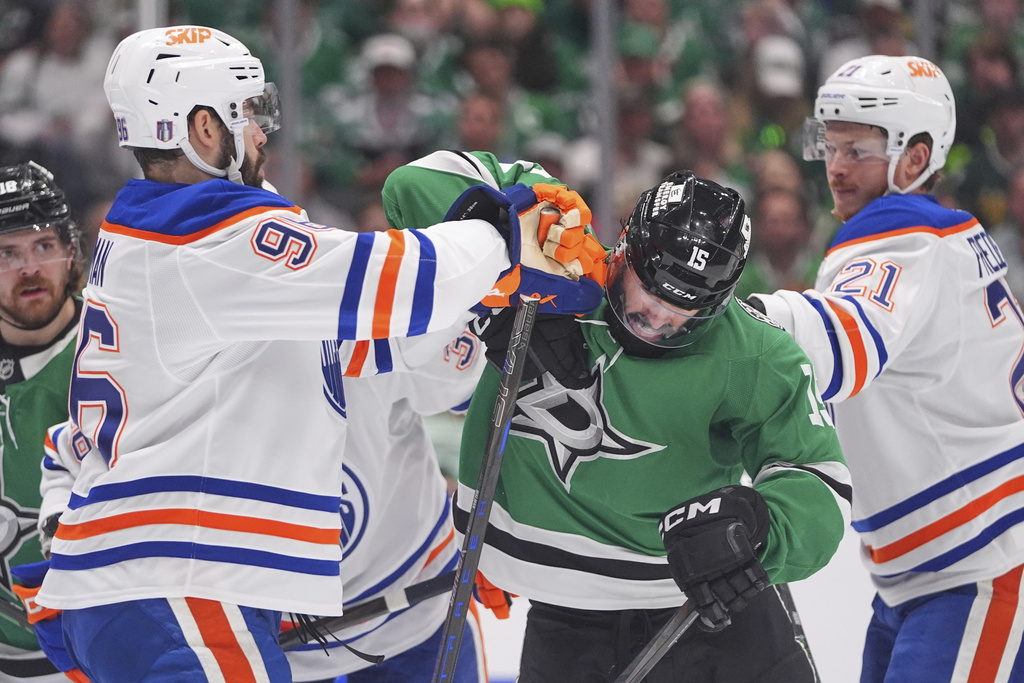 West final in NHL playoffs even going into Game 3 after contrasting ...