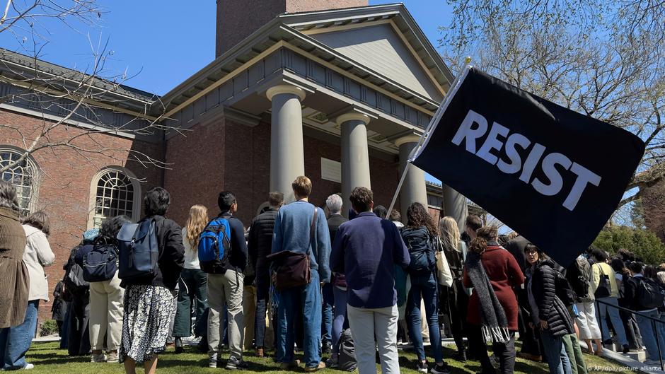 Trump vs. Harvard: Elite university with no international students?