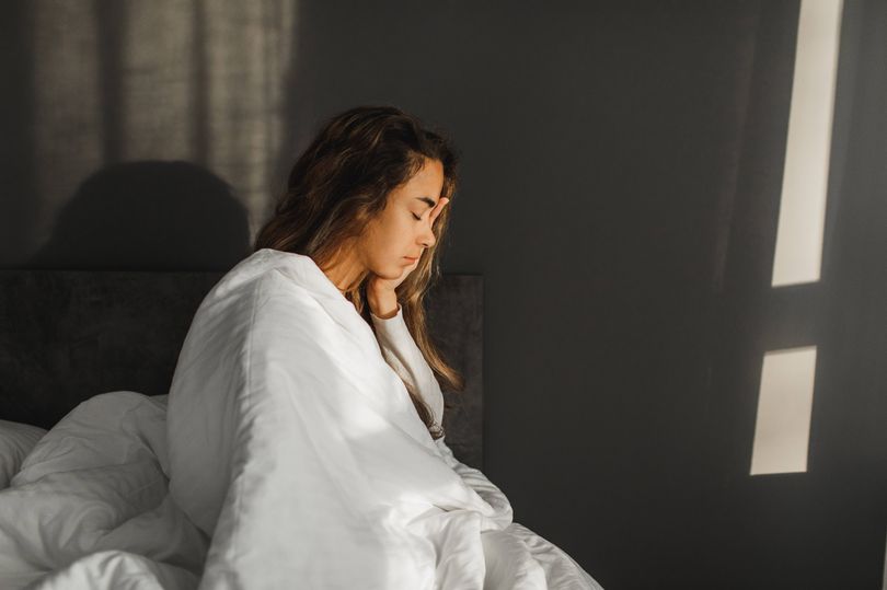Sleep experts say people who wake up too early could have serious ...
