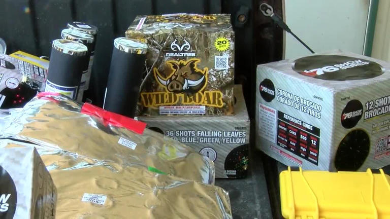 Lake Palestine Resort holding fireworks show to raise money for ...