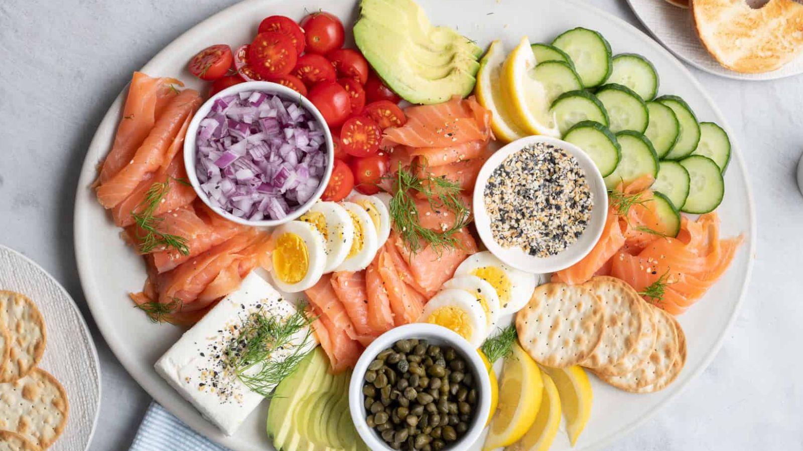 16 potluck dishes everyone rushes for
