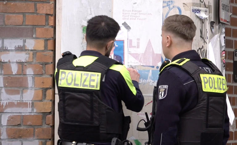 Plakat mit Lischinsky-Bild - Staatsschutz ermittelt
