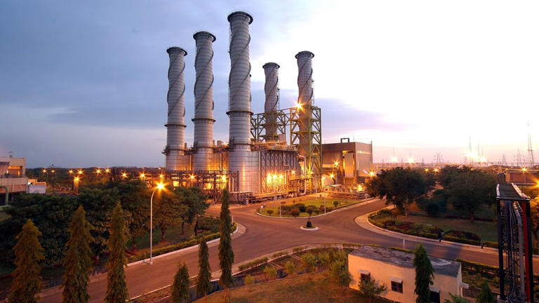 NTPC Q4 Results: Net profit rises 4% to ₹5,778 crore, revenue 3% YoY ...