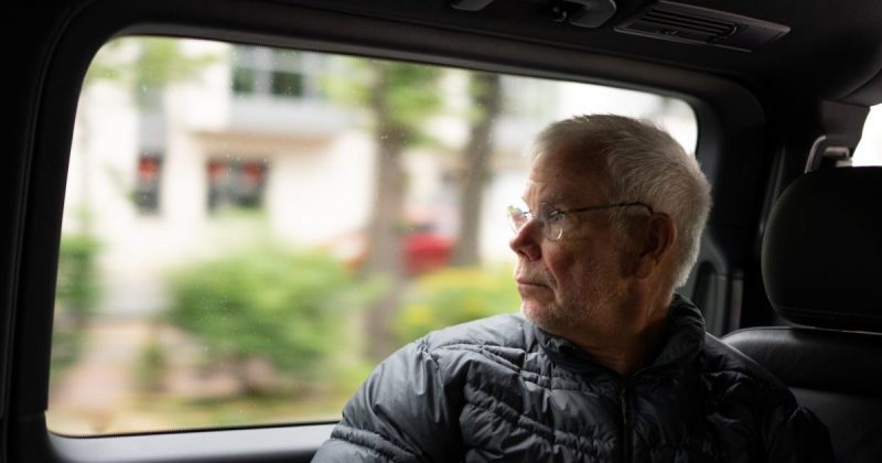 Tips for families traveling with loved one with Alzheimer’s