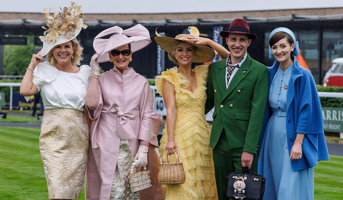 Stylish mum in daughter's shoes takes her sister's Ashford Castle Style ...