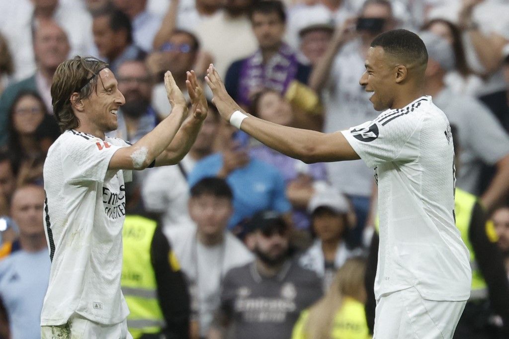 Baru Satu Musim di Real Madrid, Mbappe Langsung Permalukan Cristiano ...