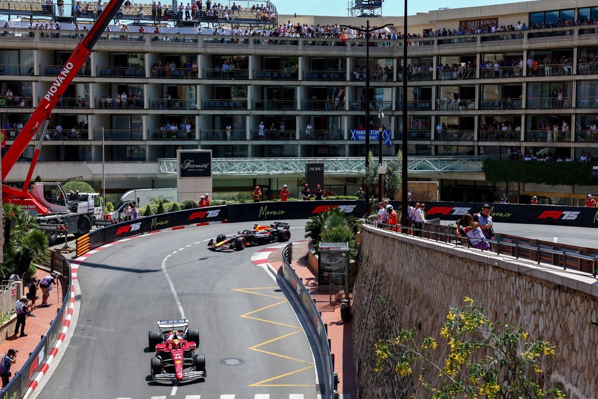 Verstappen expects Hamilton to get F1 Monaco GP grid drop